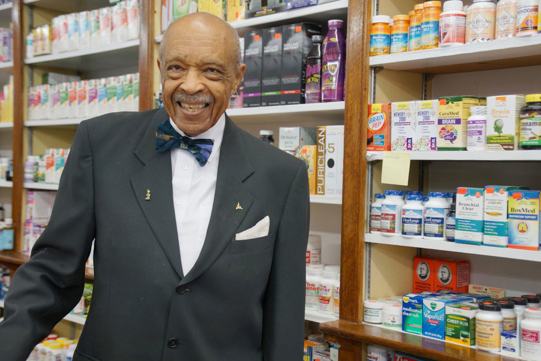 Milwaukee renames street to honor Hayat Pharmacy’s legendary Dr. Carter ...