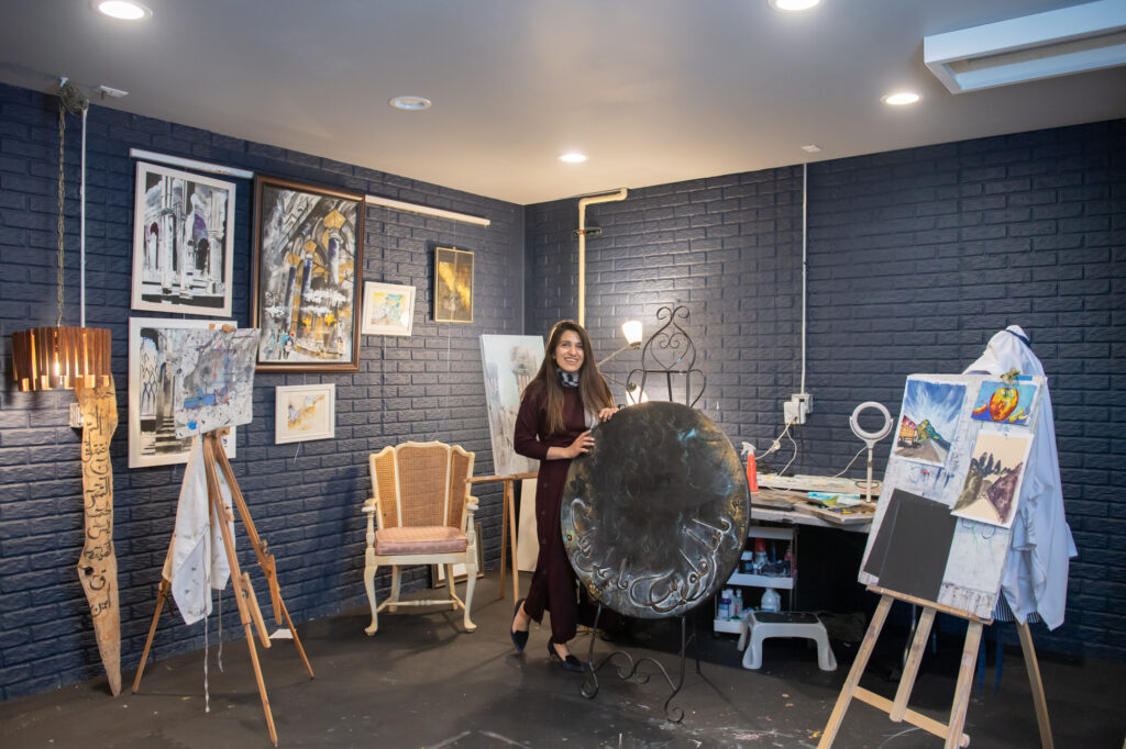 Islamic Artist Rida Fatima designs a new life in Wisconsin - Wisconsin ...