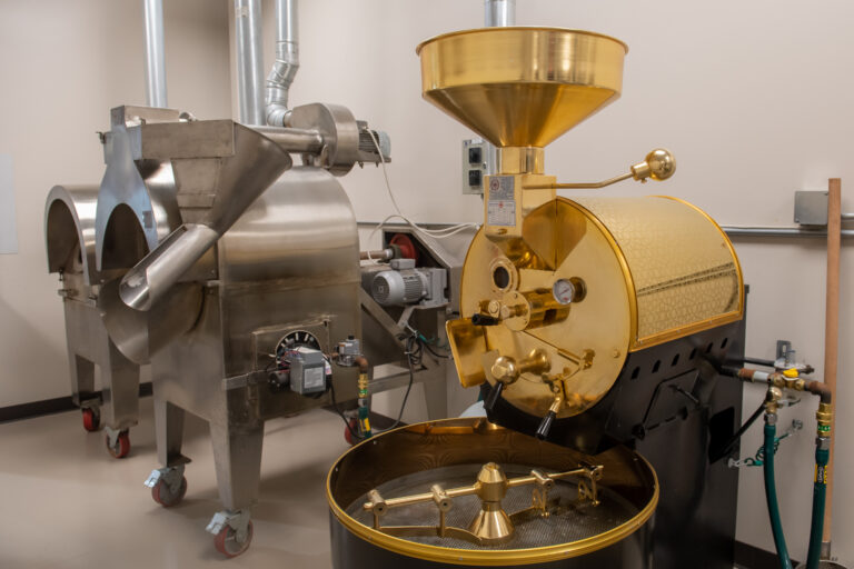 Wisconsin’s first Arabic-style roaster opens in Milwaukee - Wisconsin ...