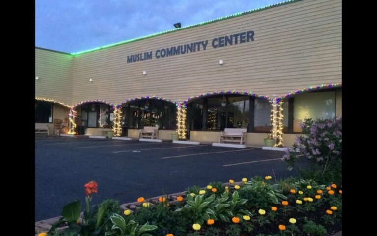 Who are Milwaukee’s Muslims? UWM researchers and local Muslims ...