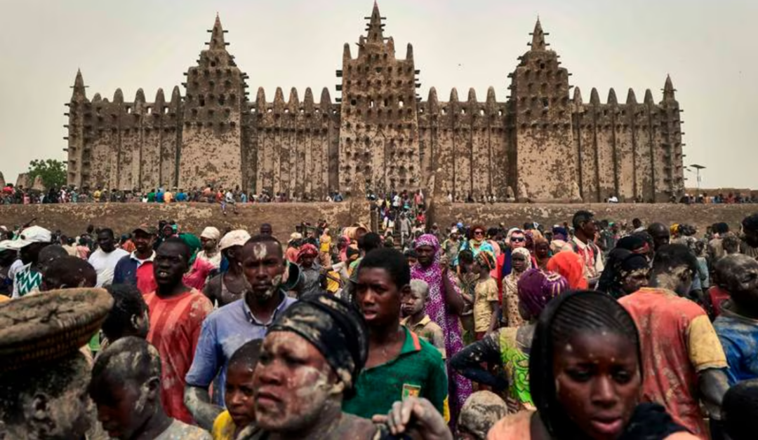 Eric Broug documents the wide reach of Islamic architecture in new book - Wisconsin Muslim Journal